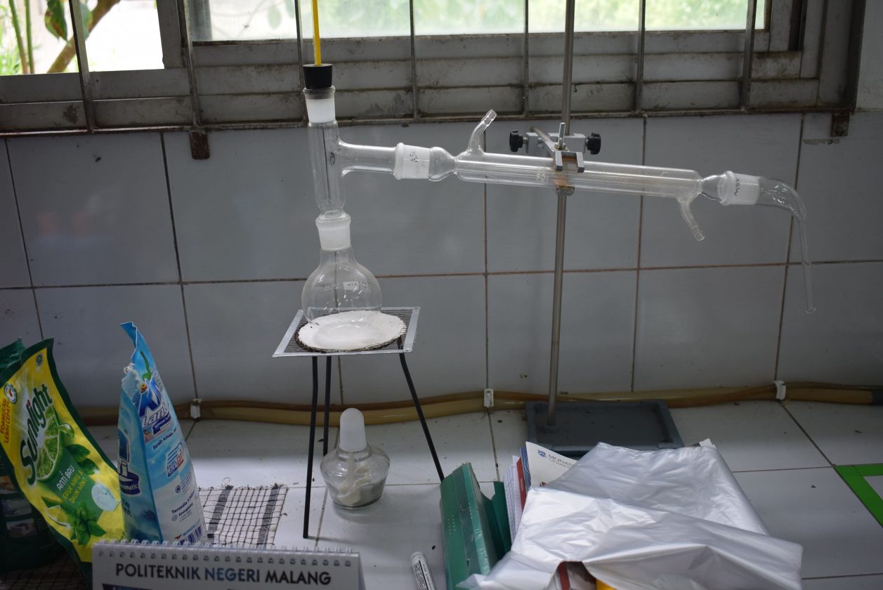 Laboratorium Mikrobiologi Hasil Pertanian | Fakultas Pertanian